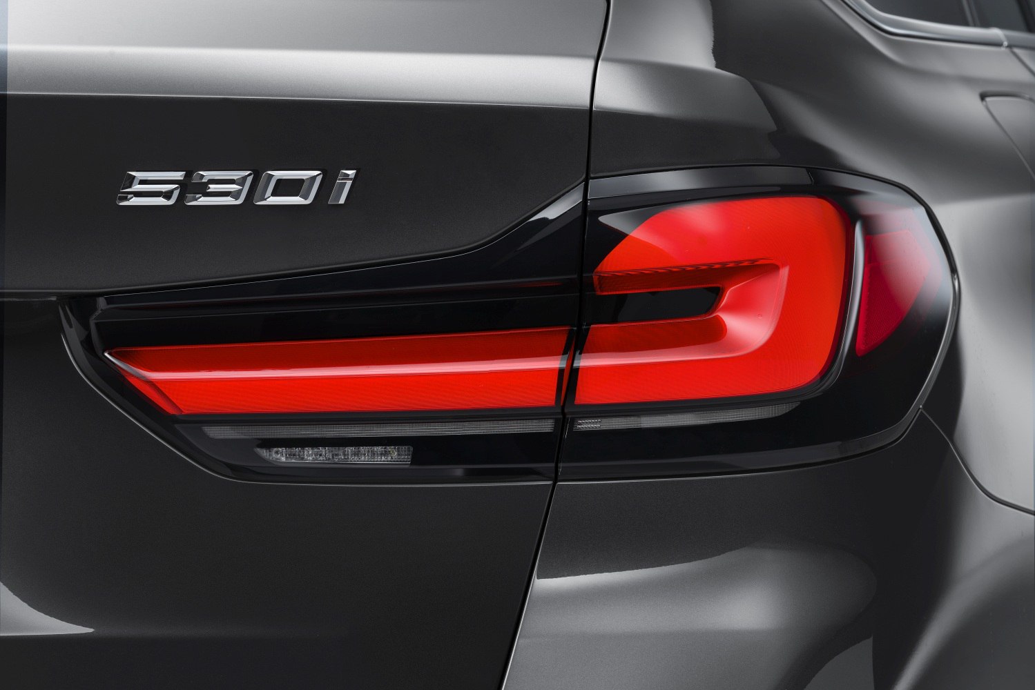 BMW 5 Series technical specifications and fuel economy